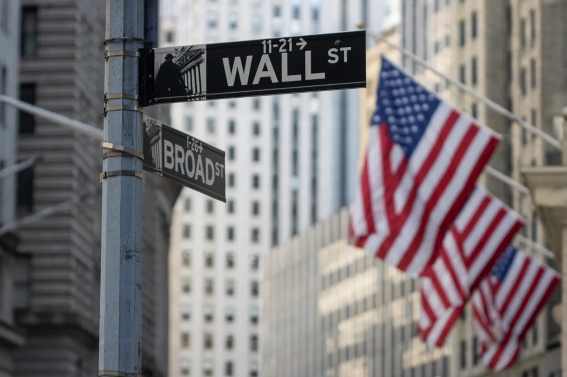 BofA Says It’s Time to Take Profits as AI-Driven Stock Rally Flashes ...